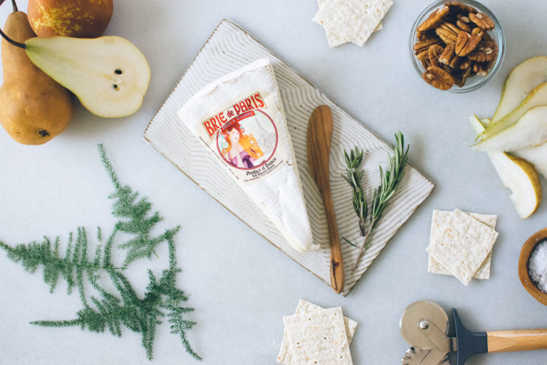 BAKED BRIE, ROSEMARY & CARAMELIZED PEAR CANAPÉS. | Kale & Caramel