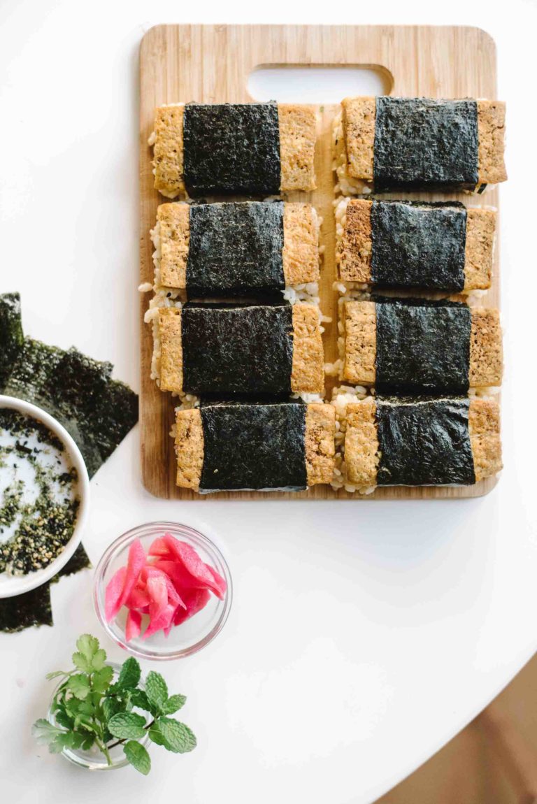 SOY-GLAZED TOFU MUSUBI FROM ALOHA KITCHEN BY ALANA KYSAR. | Kale & Caramel